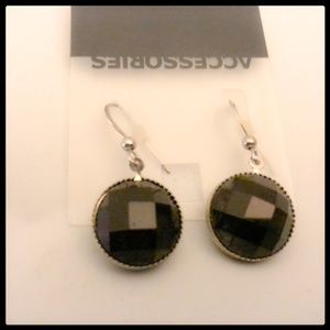 GENERIC | Jewelry | Nwt Black Dangle Earring | Poshmark
